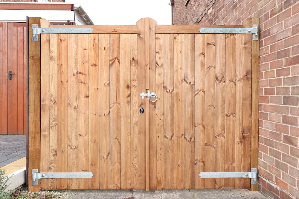 Why Choose A Wooden Gate? - Weston Sawmill and Nursery